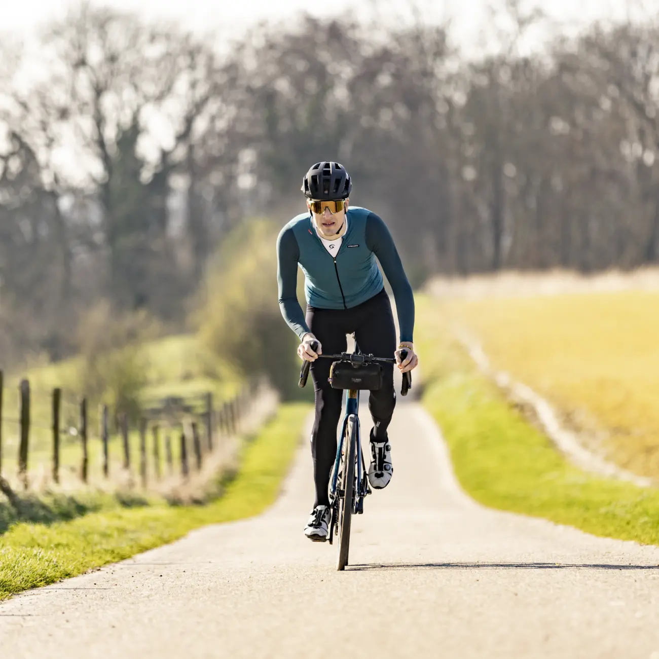24 things not to forget when cycling alone - Cyclingreview